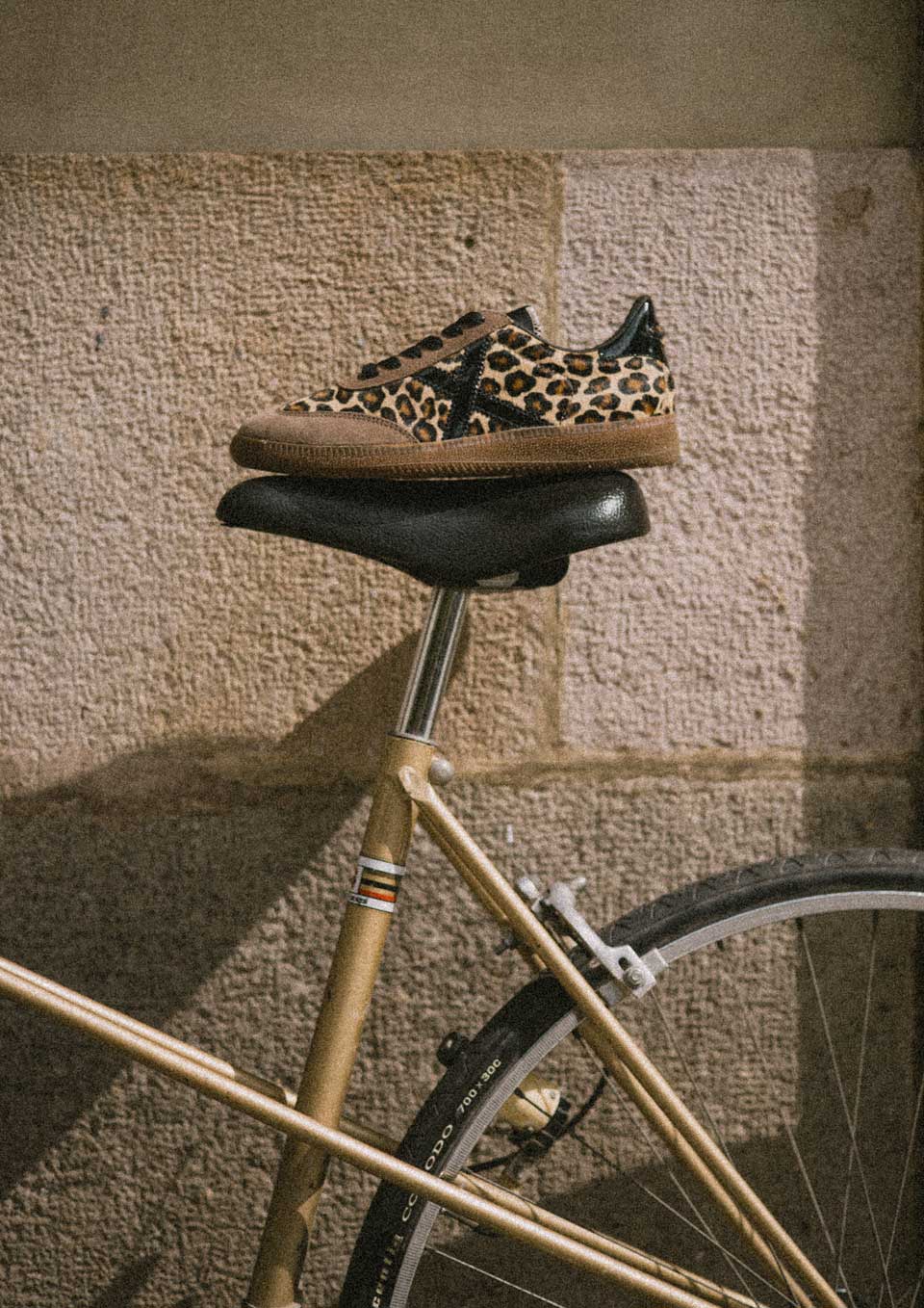 Sports Shoes & Accessories | MUNICH® Official Store