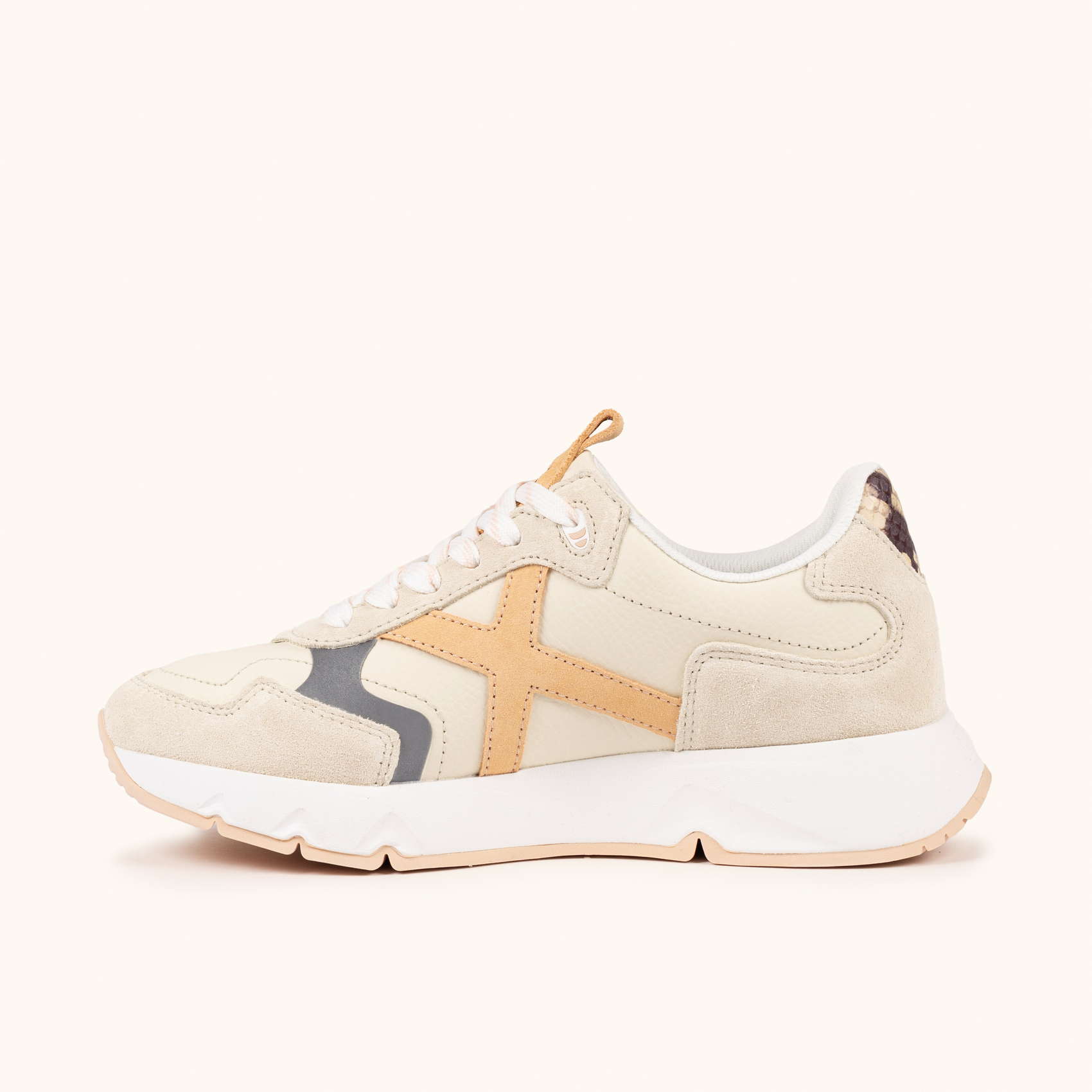 High-Volume and Contemporary Aesthetic Sneakers | MUNICH MAMBA 04
